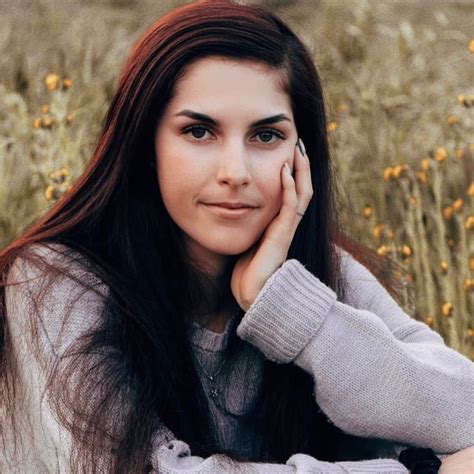 Creatorland Ashley Kulbeck Influencer Influencer Marketer Creator