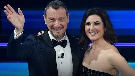 Il Figlio Di Amadeus E Giovanna Civitillo Diventa Un Nuovo Portiere