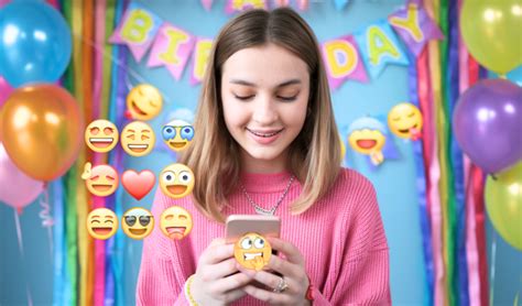10 best emoji apps for android in 2025