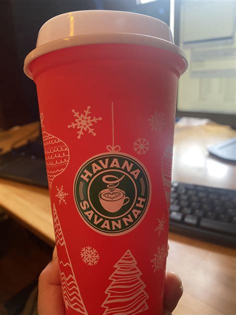 Havana Savannah Is Giving Out Free Cups 🎄🎅 Rsantaclarita
