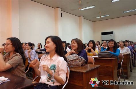 베트남 호치민 유학생베트남에서 한국유학가기 베트남 호치민의 대학교 한국어학과 오리엔테이션에 초대받아 다녀왔습니다