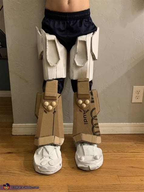 Fortnite Mecha Team Leader Costume Photo 4 7