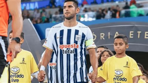 Qué había dicho Carlos Zambrano del posible cruce entre Boca y su Alianza Lima por Copa