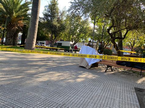 Molina Hayan A Hombre De A Os Fallecido En Plena Plaza De Armas De Molina Maulehoy