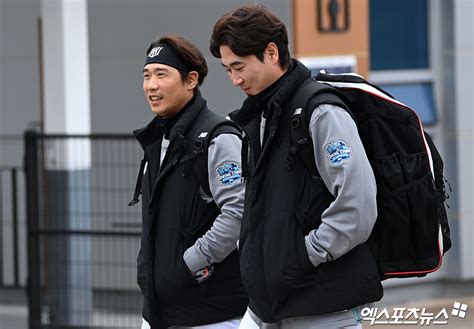 처음과 끝 함께한 경수야 정말 고생했어abs 시대 생존한 베테랑 사이드암 23년 차 첫 Ks 도전 꿈꾼다