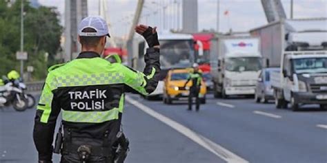 Trafik Cezalarında Yeni Dönem Bunları Yapan Kat Kat Yanacak