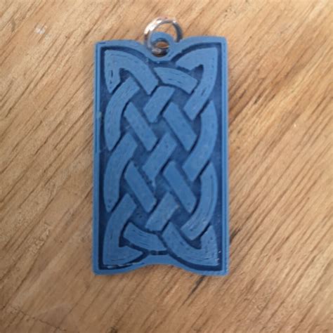 Alan Lilley Alice Knot Pendant