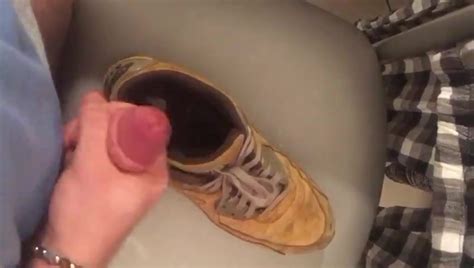 Cum On Sneakers Video Thisvid Com