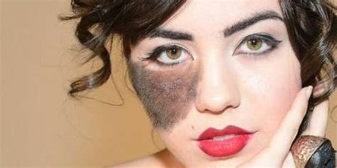 Cassandra Naud Tancerka Ze Znamieniem Na Twarzy