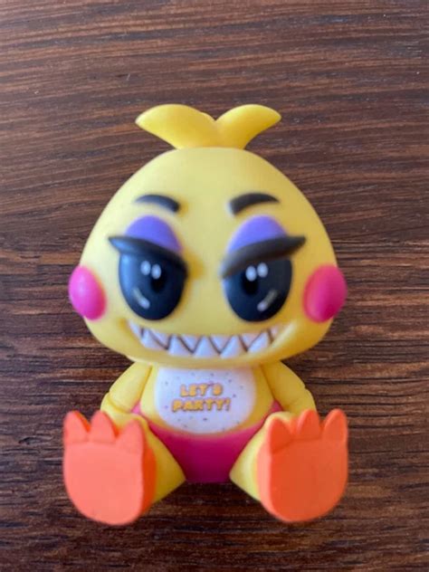 Funko Five Nights At Freddys Toy Chica Fnaf Mystery Minis Vinyl Figure