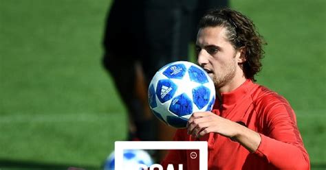 맨유 유벤투스 라비오 영입 조건은 이적료 266억 원