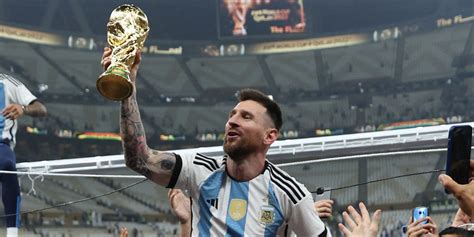 Lionel Messi Vs Kylian Mbappe New Footage Of World Cup Final Moment