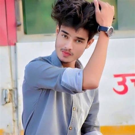 Smart Boy Smartb20257642 Snapchat Stories Spotlight And Lenses