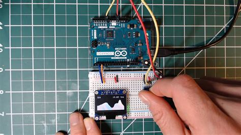 Arduino Real Time Scrolling Graph Of Analog Input On An Oled Display