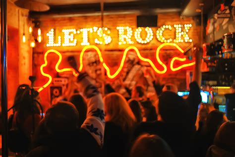 Types Of Bars 9 Different Bar Styles Ultimate Guide