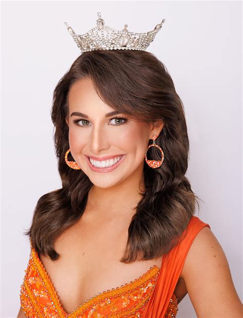 Ashlee Sharps Instagram Twitter And Facebook On Idcrawl