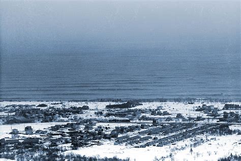 広尾線で海を捉える くろくまと蒸機たち
