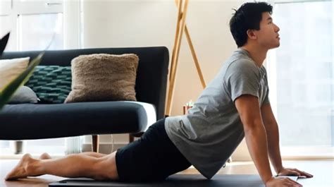 Dynamic Vs Static Stretching Whats Best For Flexibility