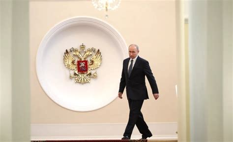Таймс Путин праща влак с ядрено оръжие към Украйна Говори открито