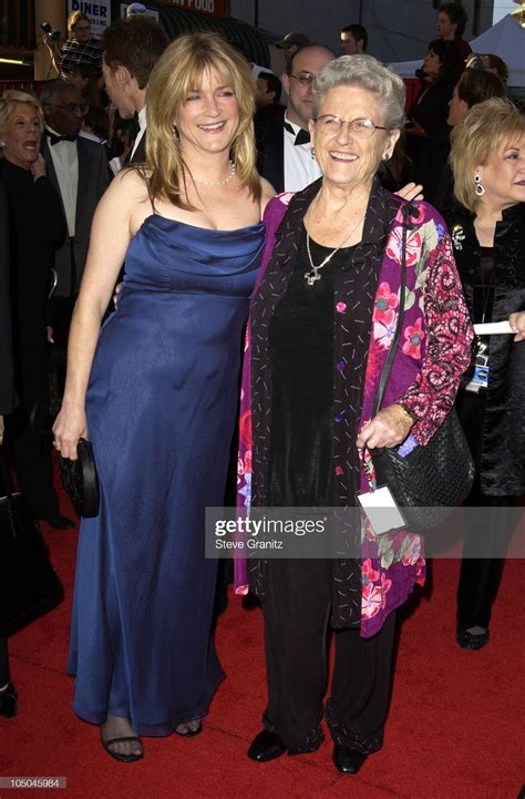 Susan Olsens Feet