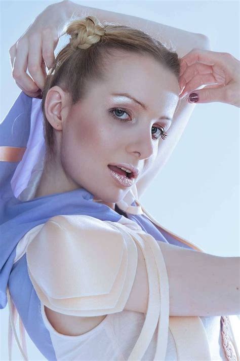 Pin By Julieboehm Art On Julie Boehm Model Model July