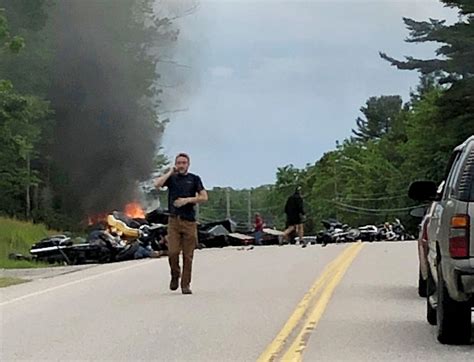 7 Dead 3 Hurt In Fiery Crash Between Truck Motorcycles