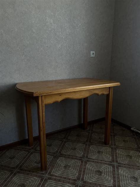 Кухонний стіл з масиву — ціна 3000 грн у каталозі Меблі для кухні Купити товари для дому та