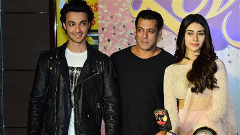 Loveratri Salman Khan Launches Trailer Of His Production Starring