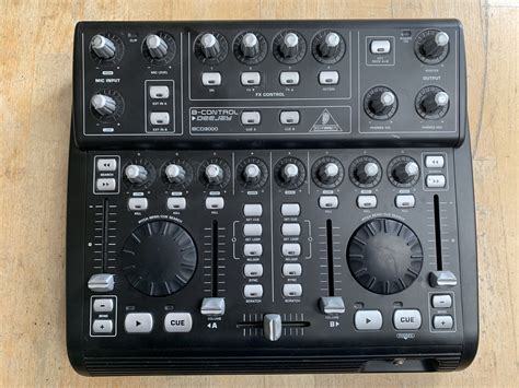 B Control Deejay Bcd3000 Behringer B Control Deejay Bcd3000 Audiofanzine
