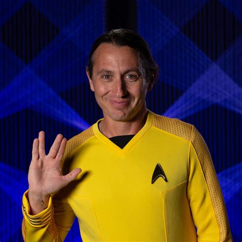 Tom Borchard Youtube