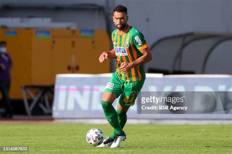 Steven Caulker Photos Photos And Premium High Res Pictures Getty Images