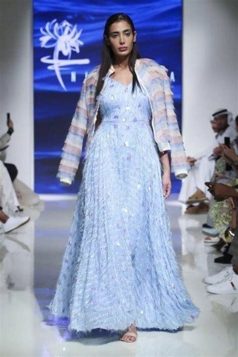 موديلات فساتين خطوبة بيبي بلو لعروس 2020 مجلة سيدتي