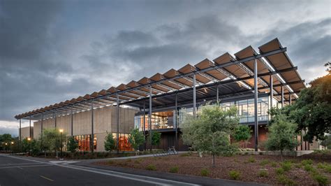 Zgf Wraps Stanford University Power Plant In Metal Screens