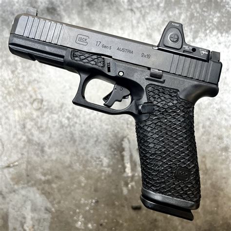 Duty Series Glock 17 Gen 5 Mos With Trijicon Rmr Level 2 Reduction