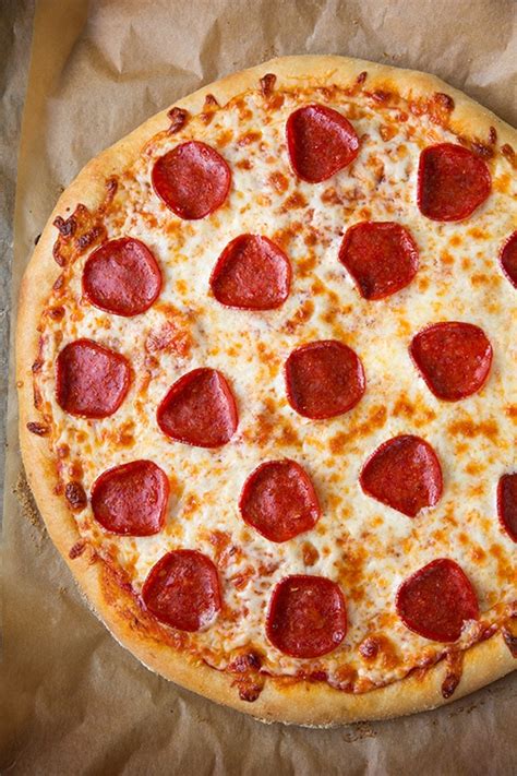 Homemade Pepperoni Pizza Recipe