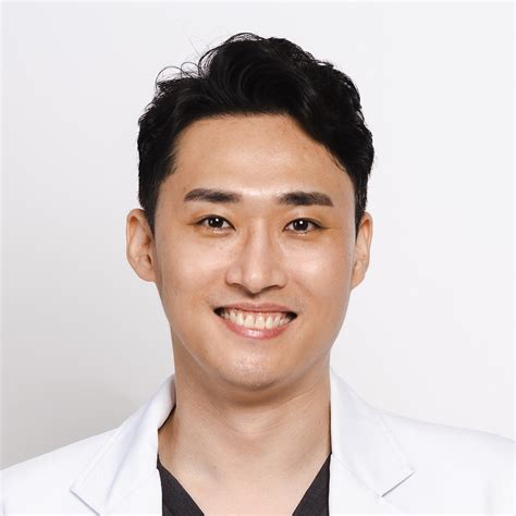김용현 의료진 소개 병원 전문 의료진