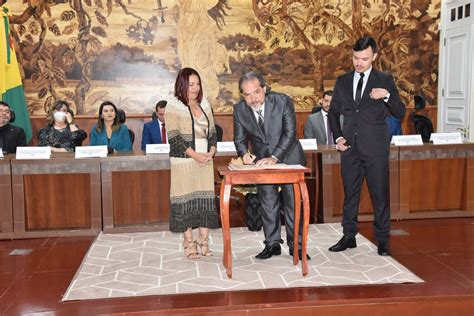 Poder Judiciário do Estado do Acre TJAC prestigia posse do corregedor