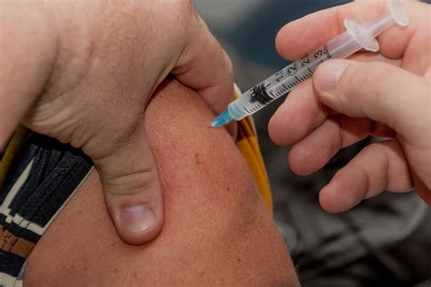 Piciorul diabetic umflat Cauze simptome și tratament