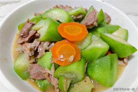 三伏天快到了，记得常吃这八道菜，清热降火防中暑，安稳过夏天美食食材丝瓜