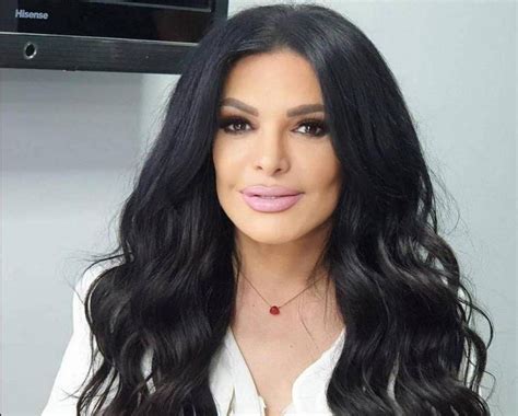 نضال الأحمدية طمأنت الجمهور عن بنات شيرين عبد الوهاب