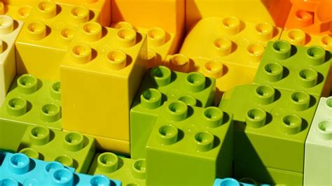 aggregation tables with dbt metrics