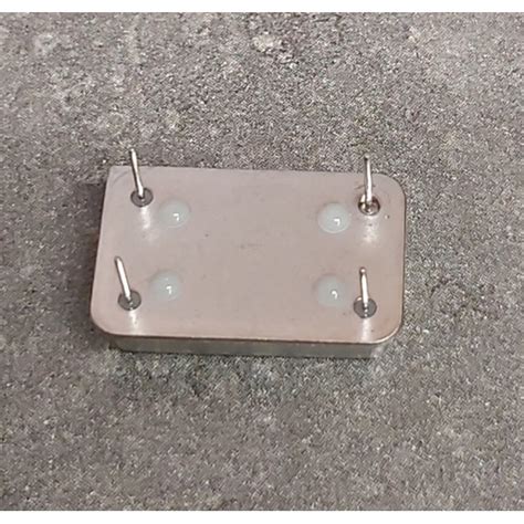 Quartz 2.457600 MHZ Raltron - KomposantsElectroniK