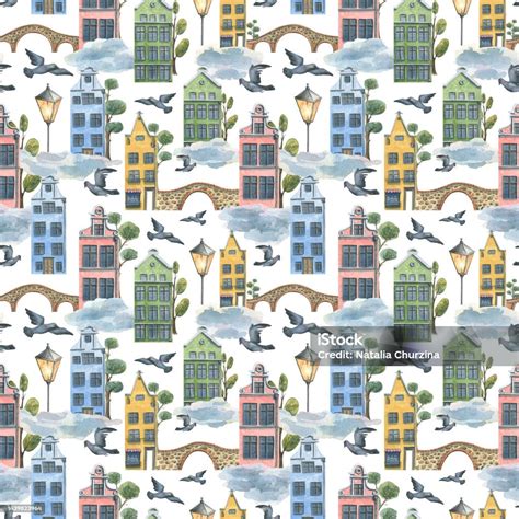 유럽 주택 다리 나무 구름 및 비둘기 수채화 그림입니다 흰색 배경에 매끄러운 패턴입니다 직물 직물 벽지 인쇄물 표지 여행 책자 어린이 방 도시에 대한 스톡 벡터 아트 및
