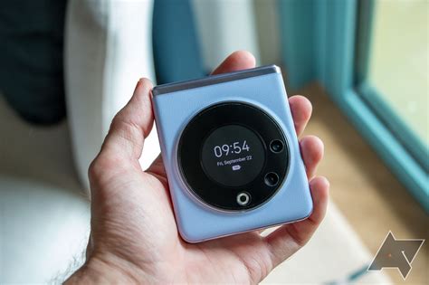 Tecno Phantom V Flip Review The Price Is Hot