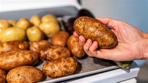 14 Tips You Need To Bake Perfect Potato Skins