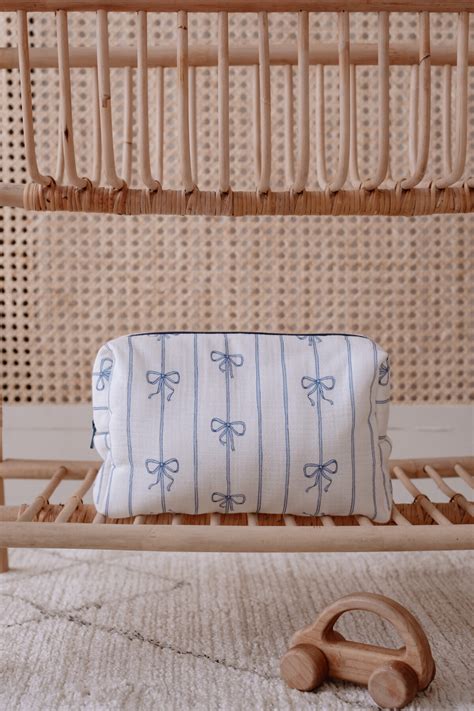 Care Bag Ribbon Blue Babbi