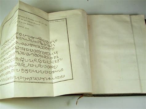 Librairie ancienne et autres trésors Zend Avesta ouvrage de