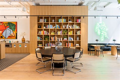 No One Wants A Sea Of Desks Anymore Says Wework S Head Of Design