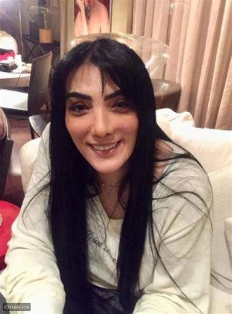 حورية فرغلي تستعيد شكلها الطبيعي بعد تركيب الأنف الصناعية