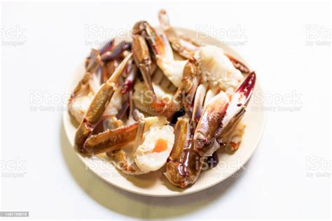 접시에 신선한 파란 게 다리가 맛있는 해산물 식사를 준비합니다 0명에 대한 스톡 사진 및 기타 이미지 0명 갈고리 발톱